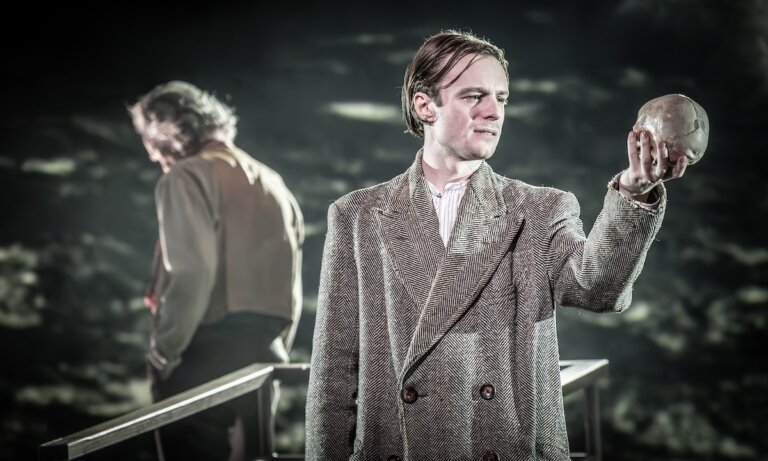Hamlet - Royal Shakespeare Theatre, Stratford upon Avon - The Reviews Hub