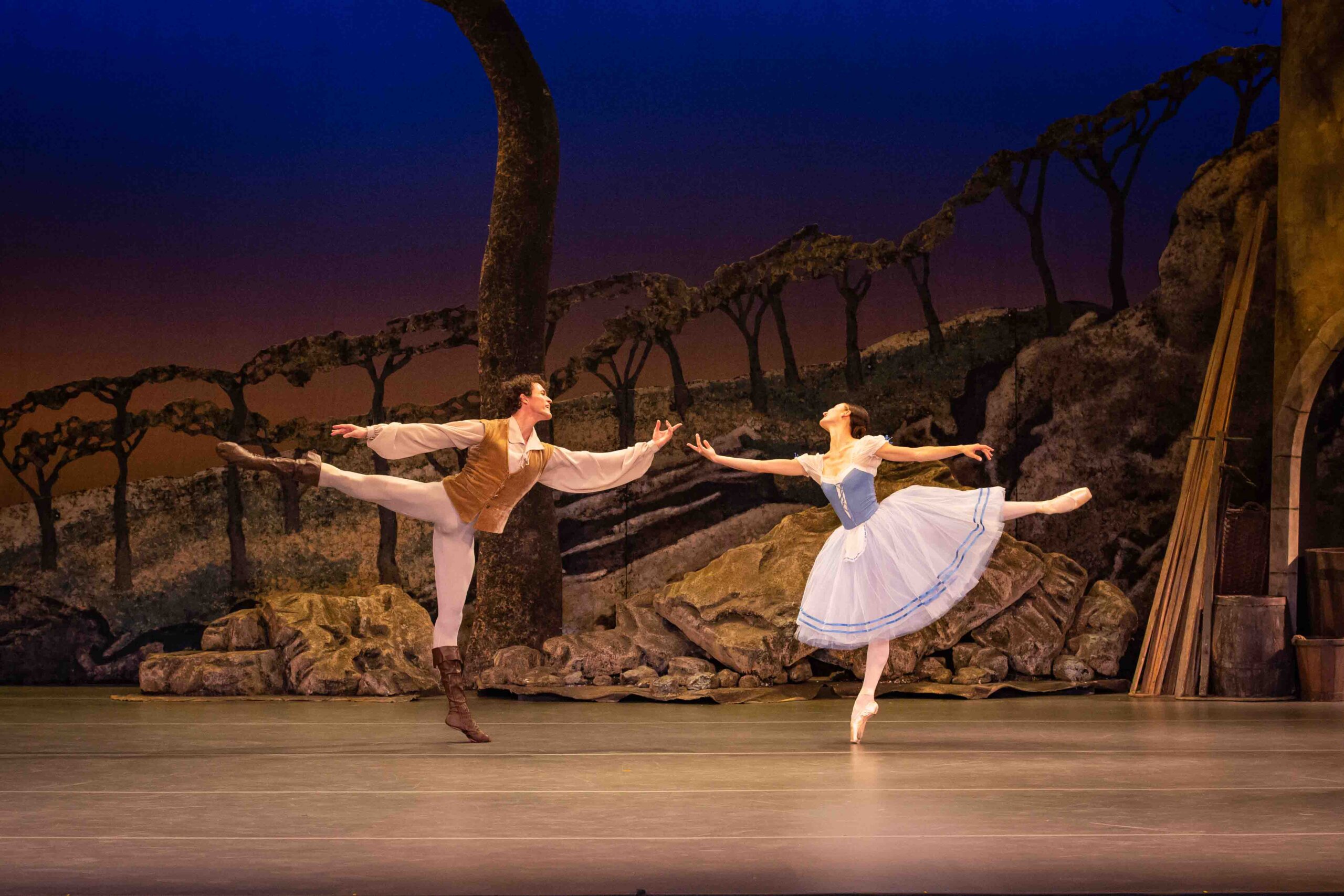 United Ukrainian Ballet: Giselle -London Coliseum, London - The Reviews Hub